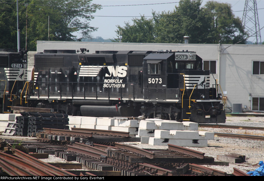 NS 5073 - Norfolk Southern